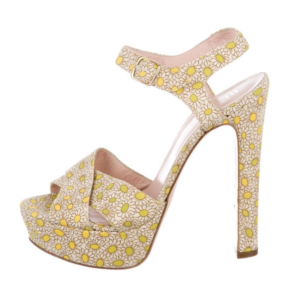 RED Valentino | Shoes | Euc Red Valentino Garavani Yellow Sunflowers ...